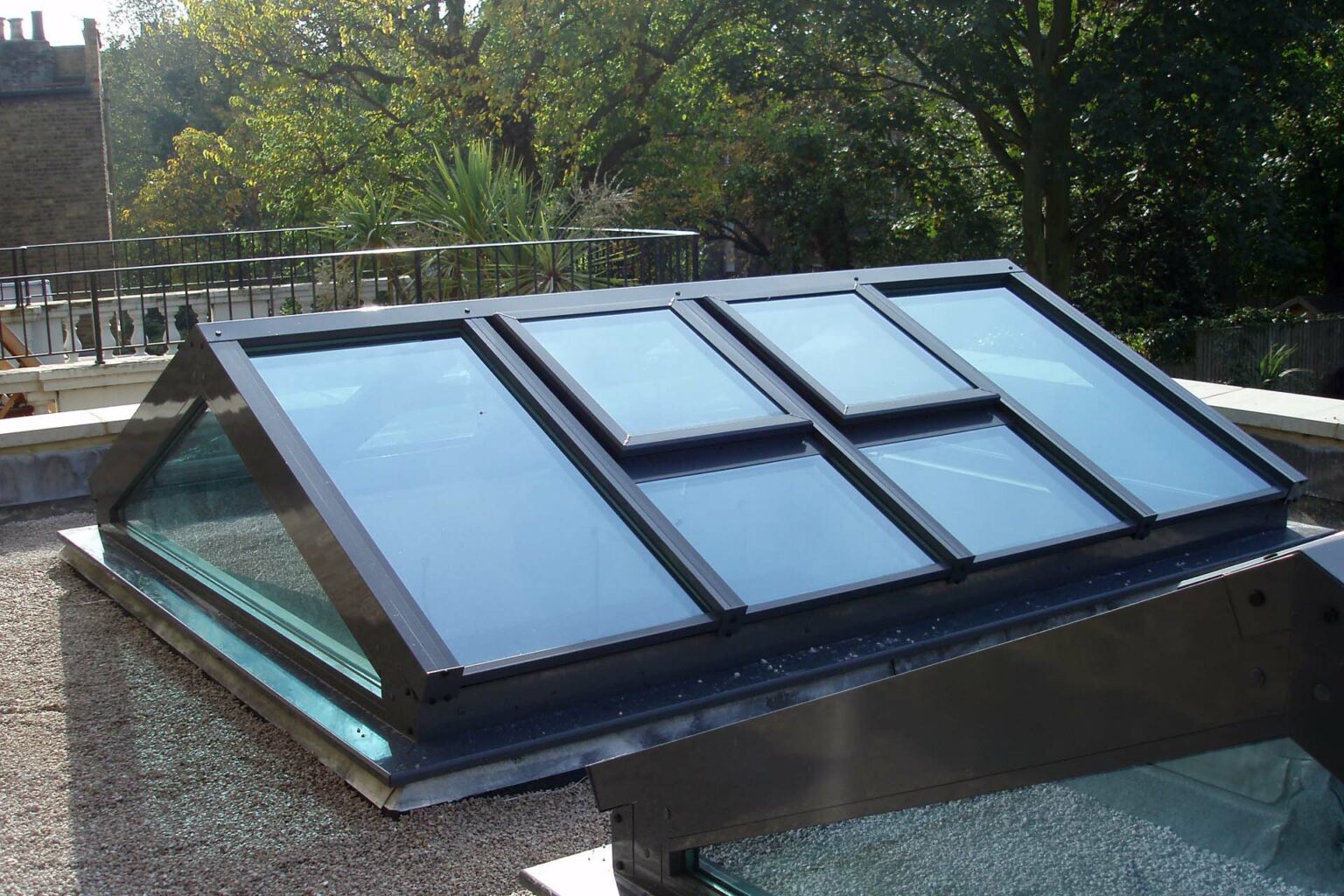 Projects | NewFrame | Solar Glass | Solar Panels | Solar Glazing ...